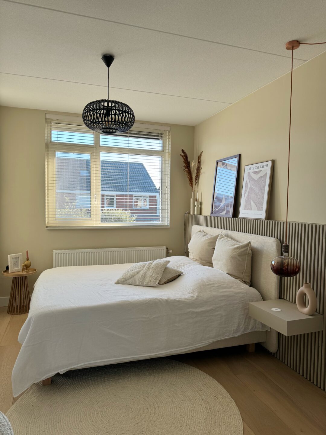 Meidenkamer: een serene Japandi Scandi make-over - Studio Zodiac